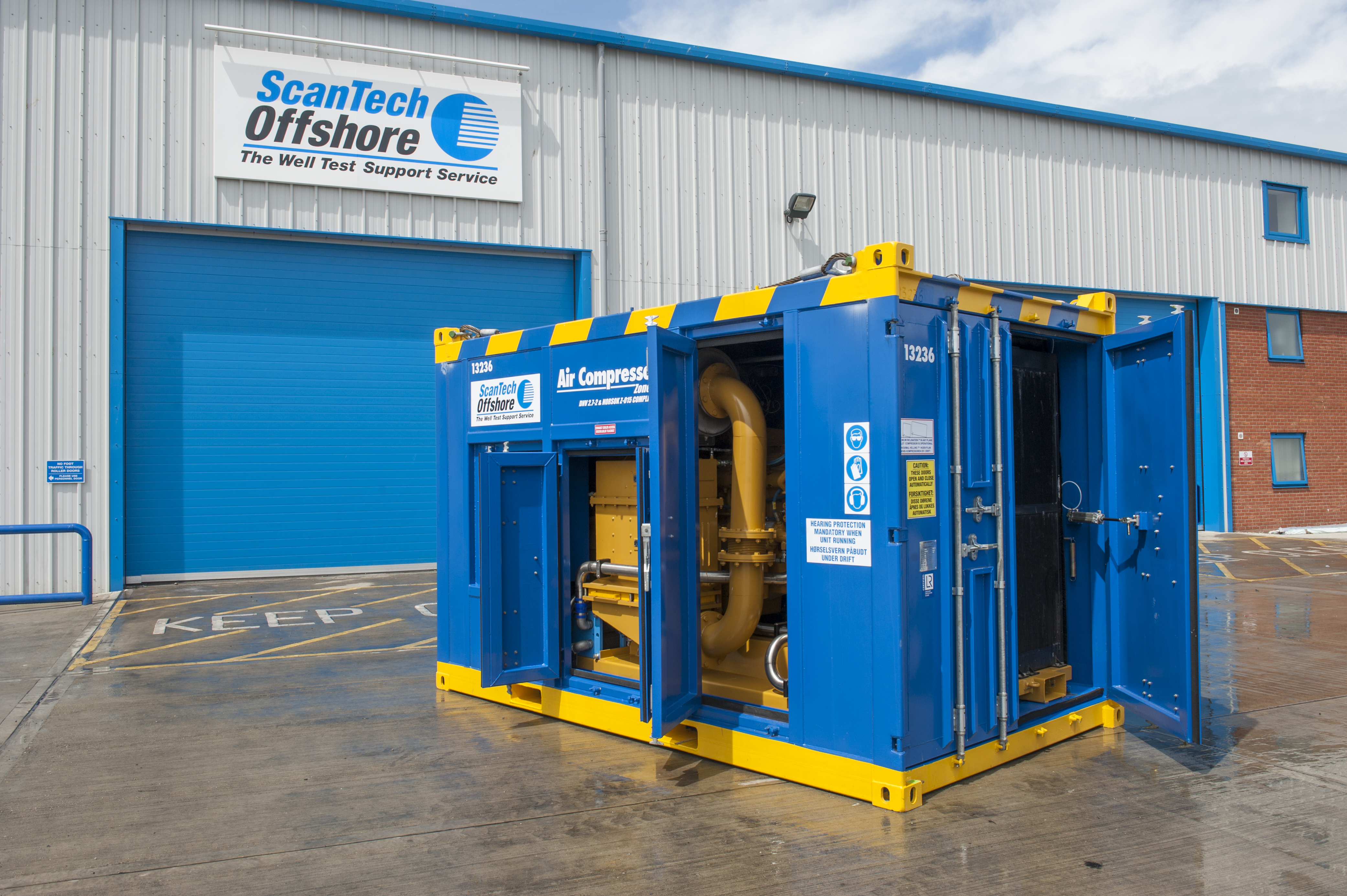 Air compressors for well testing