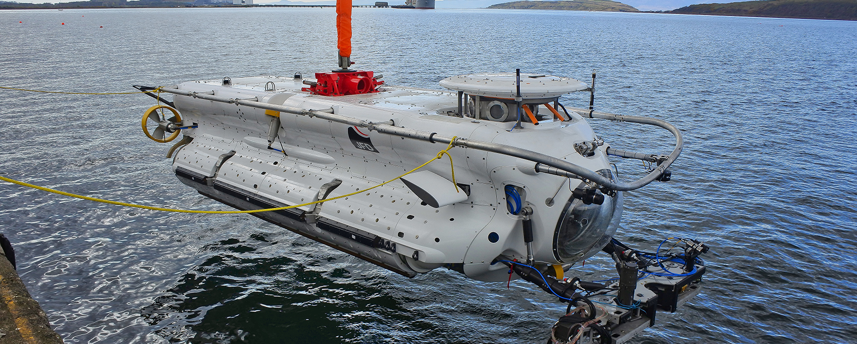 JFD conducts world-first simultaneous build of three submarine rescue ...